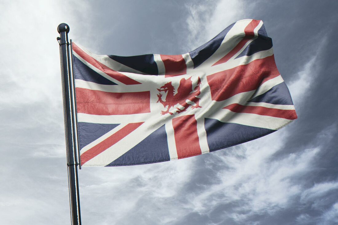 11 Photorealistic Flag Mockups | Design Shack