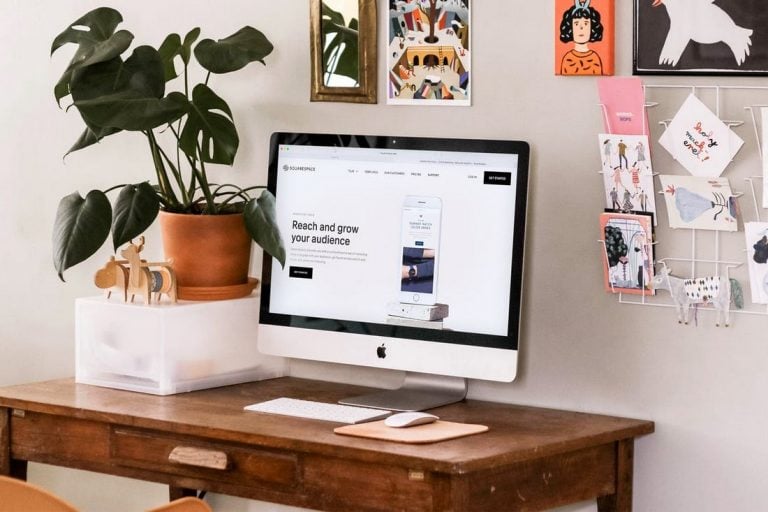 35+ Desktop Computer Mockup Templates | Design Shack