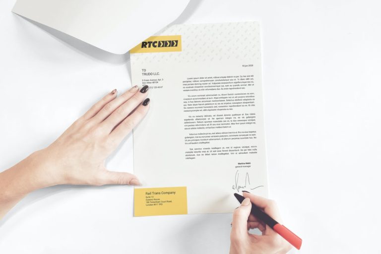 20+ Letterhead Mockup Templates (Free & Pro) | Design Shack